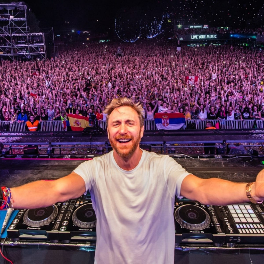 Find Out the Top 10 Richest DJs In the World In 2022 | Daily Music Roll